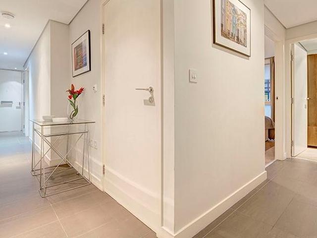 3 bedroom flat to rent