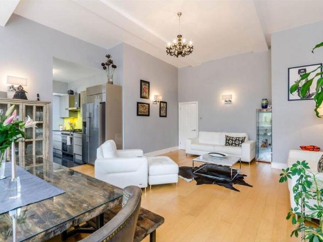 3 bedroom flat to rent