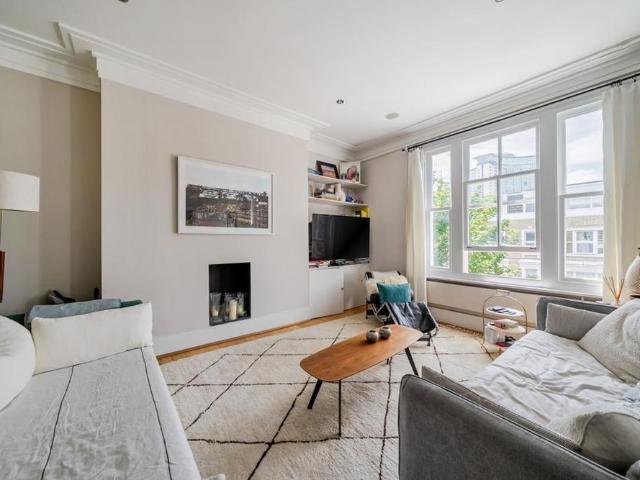 3 bedroom flat to rent