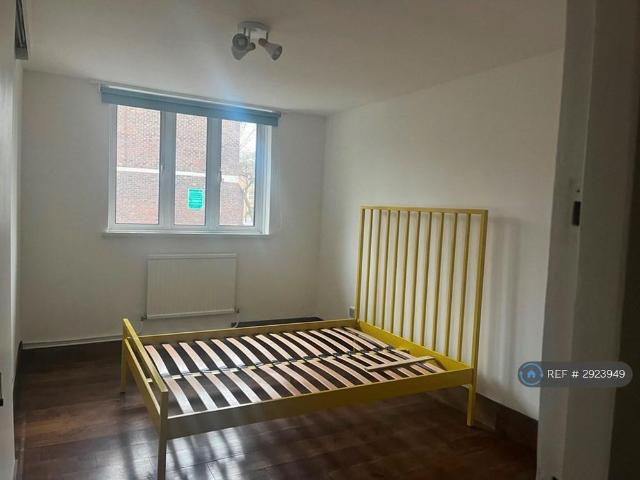 3 bedroom flat to rent