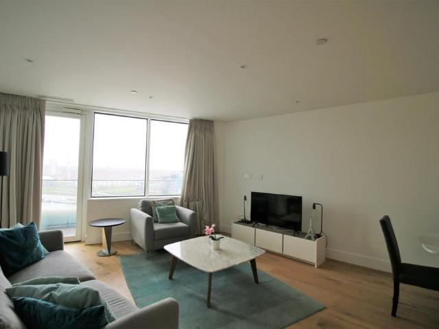 3 bedroom flat to rent