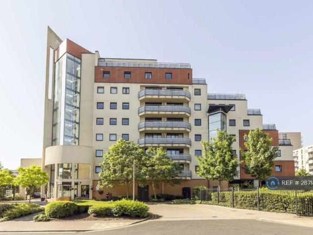 3 bedroom flat to rent