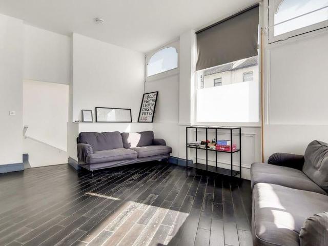 3 bedroom flat to rent