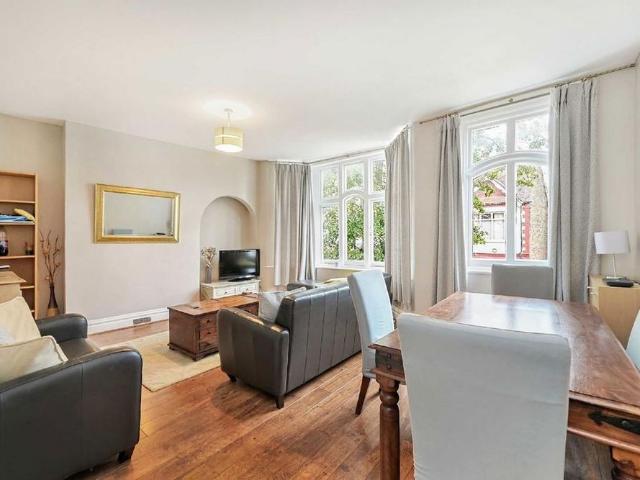 3 bedroom flat to rent