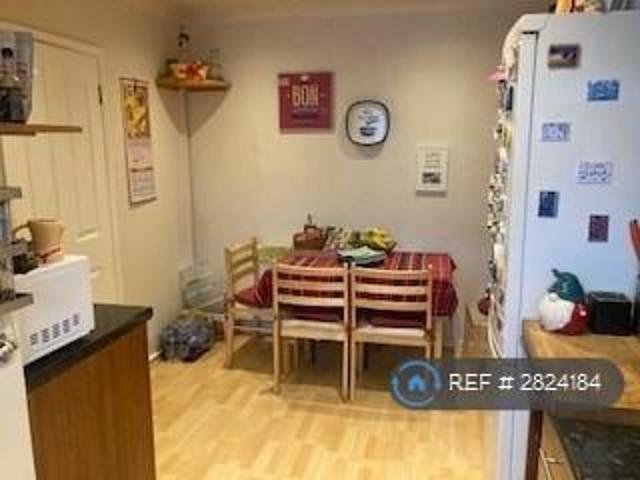 3 bedroom flat to rent