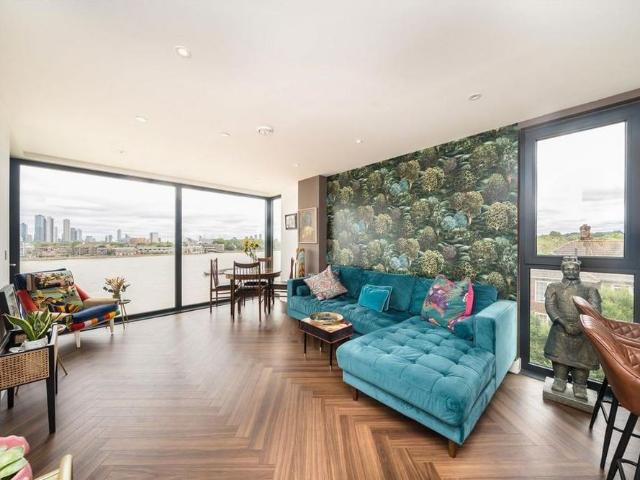 3 bedroom flat to rent
