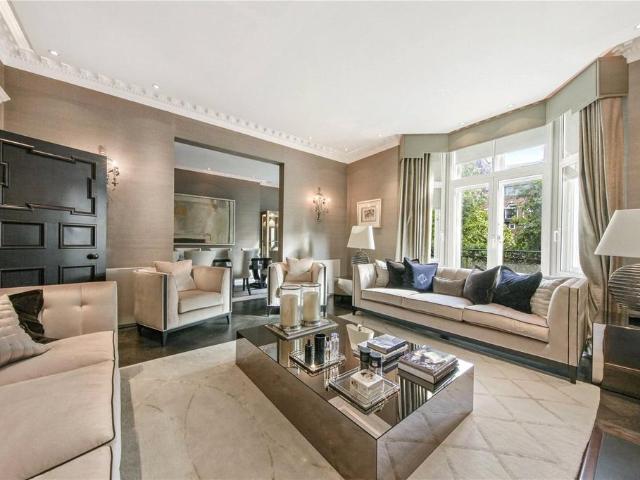 3 bedroom flat to rent