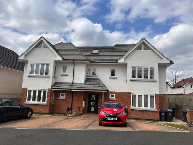 3 bedroom flat to rent