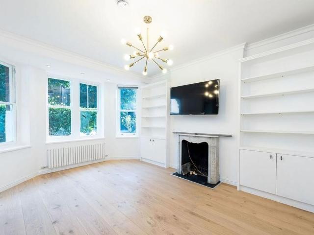 3 bedroom flat to rent