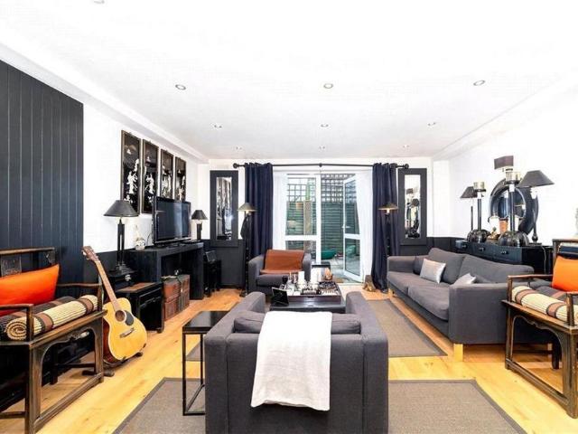 3 bedroom flat to rent