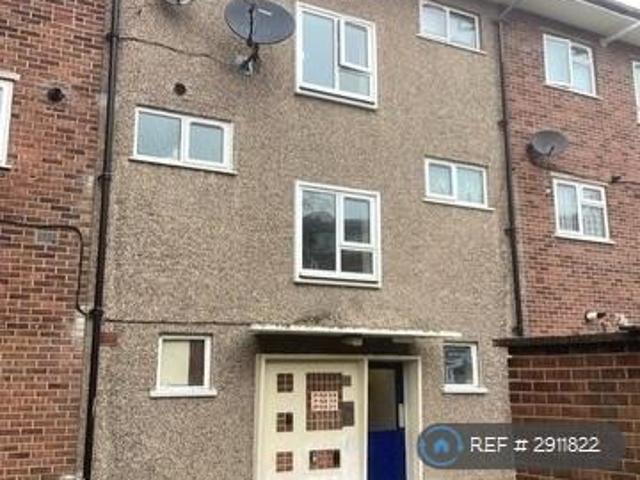 3 bedroom flat to rent
