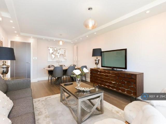 3 bedroom flat to rent
