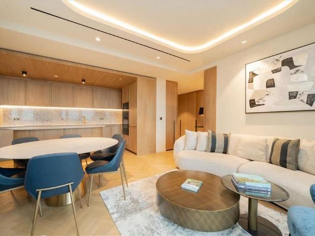 3 bedroom flat to rent