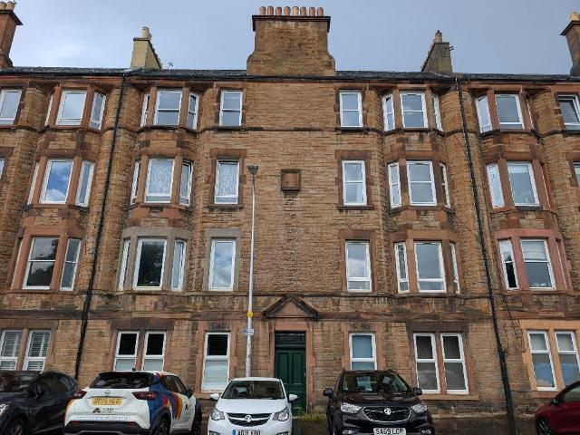 3 bedroom flat to rent