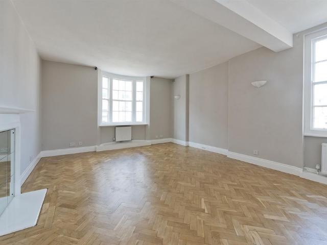 3 bedroom flat to rent
