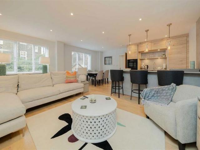 3 bedroom flat to rent