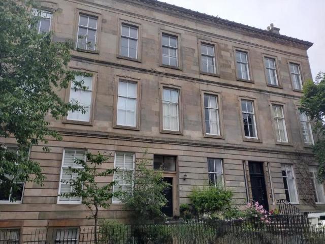 3 bedroom flat to rent