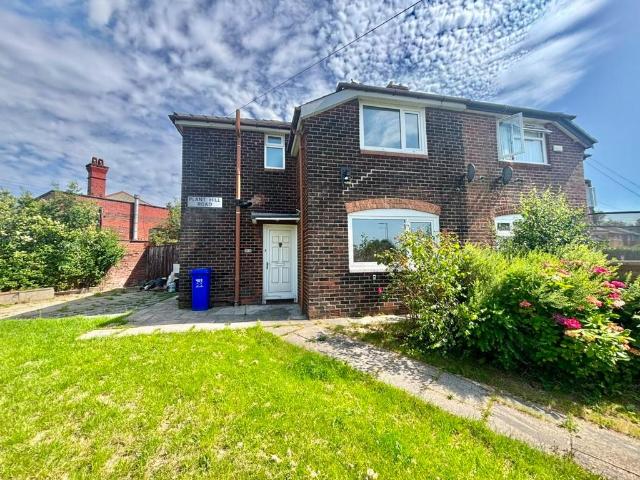 3 bedroom flat to rent