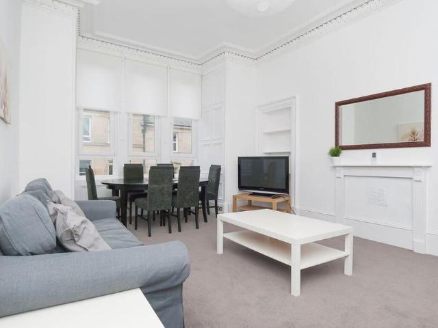 3 bedroom flat to rent