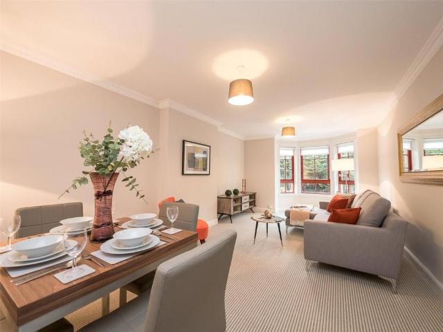 3 bedroom flat to rent
