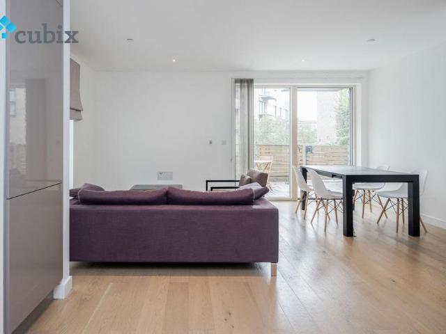 3 bedroom flat to rent