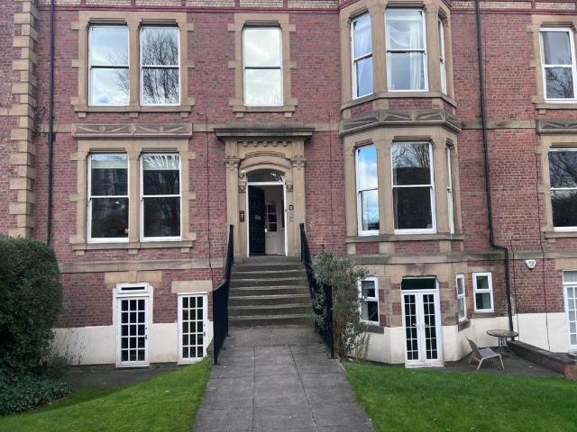 3 bedroom flat to rent