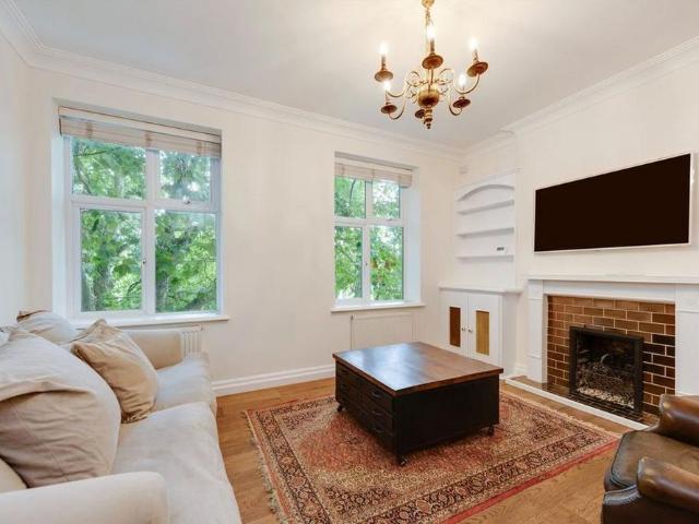 3 bedroom flat to rent