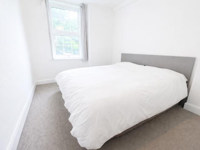 3 bedroom flat to rent