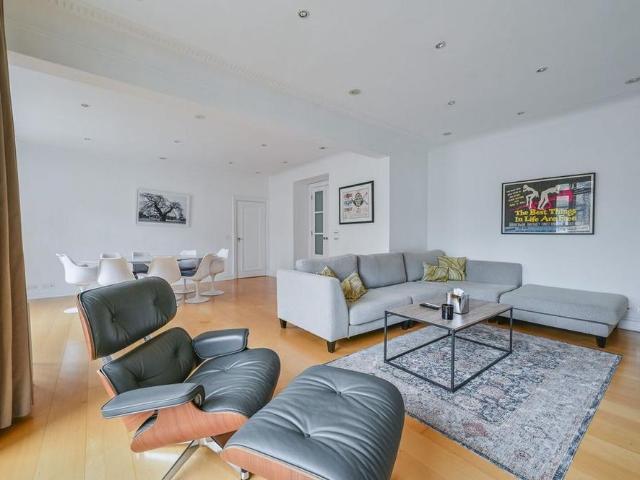 3 bedroom flat to rent