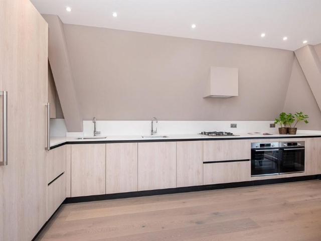 3 bedroom flat to rent