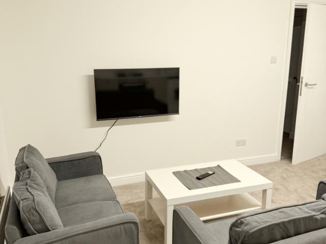 3 bedroom flat to rent
