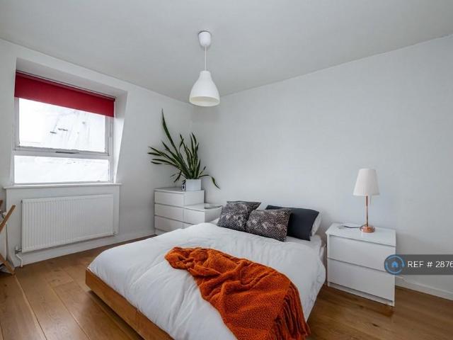 3 bedroom flat to rent