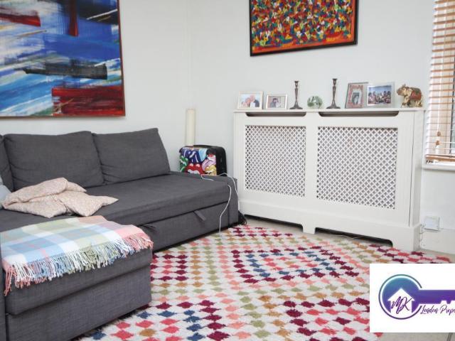 3 Bedroom Flat To Rent