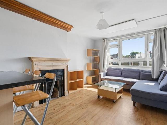 3 bedroom flat to rent