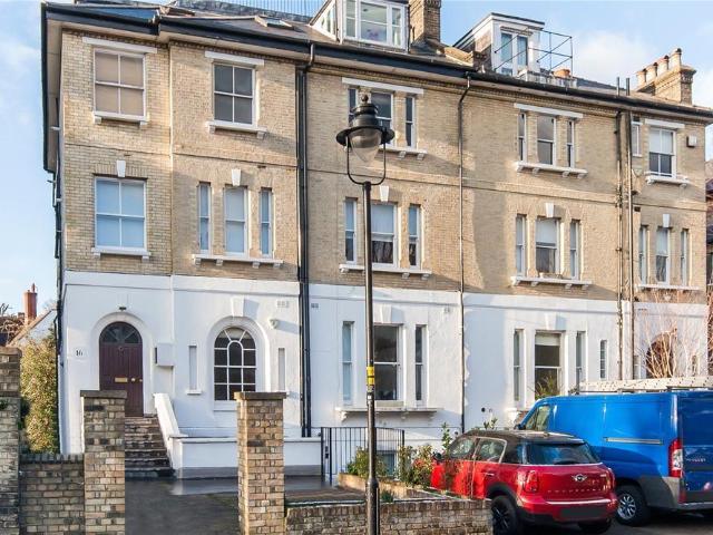 3 bedroom flat to rent