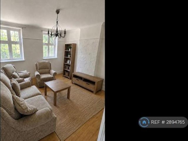 3 bedroom flat to rent
