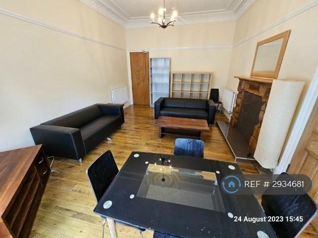 3 bedroom flat to rent