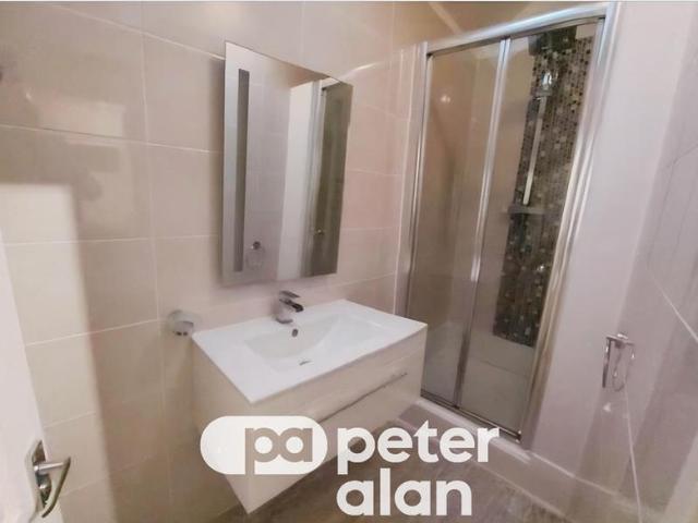 3 bedroom flat to rent