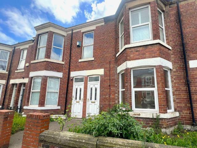 3 bedroom flat to rent