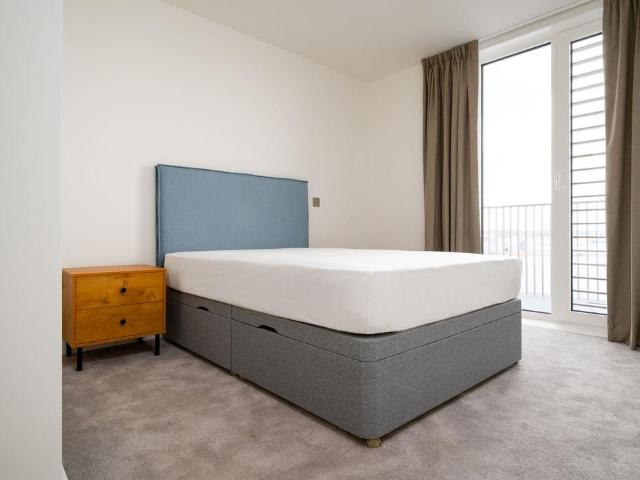 3 bedroom flat to rent