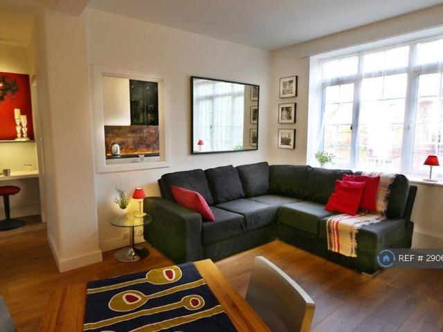 3 bedroom flat to rent