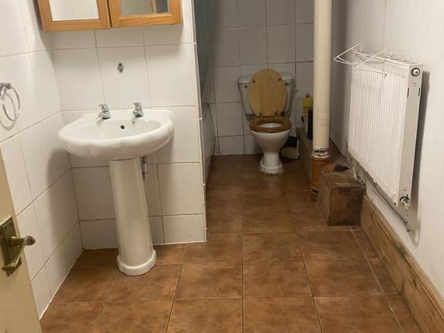 3 bedroom flat to rent