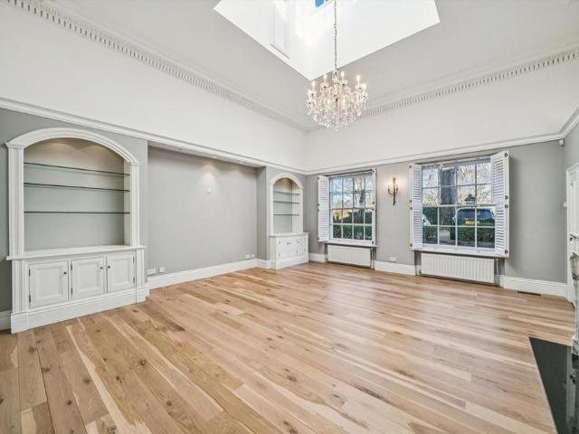 3 bedroom flat to rent
