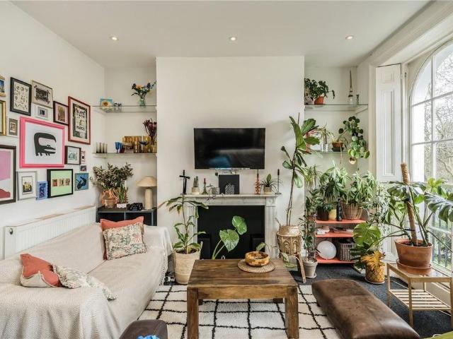 3 bedroom flat to rent