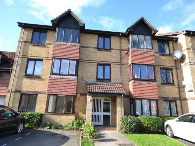 3 bedroom flat to rent
