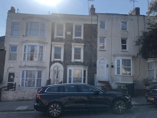 3 bedroom flat to rent