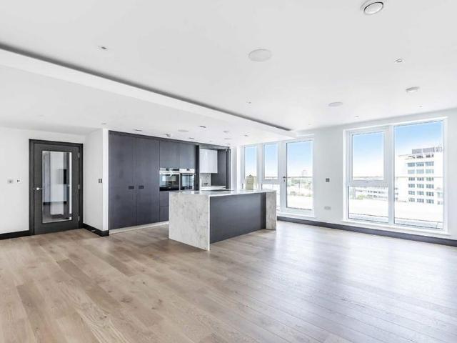 3 bedroom flat to rent