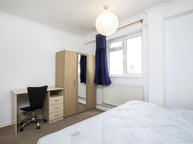 3 bedroom flat to rent