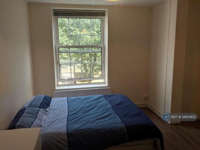 3 bedroom flat to rent