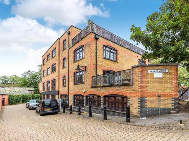 3 bedroom flat to rent